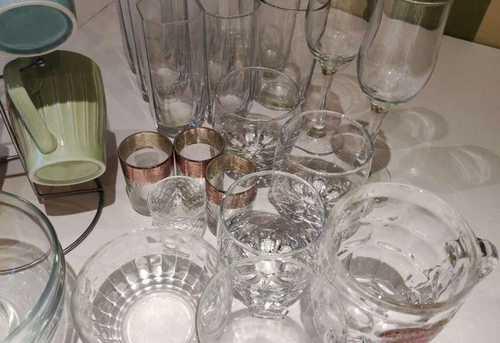 Стеклянные бокалы, рюмки, фужеры, стаканы, кружки