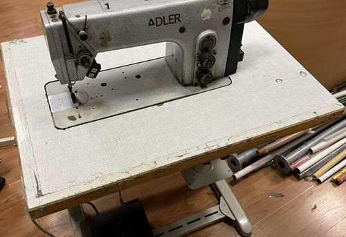 Швейная машина adler