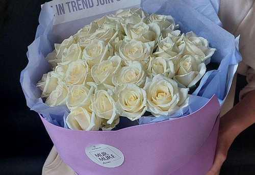 Розы белые букет из роз 31 роза