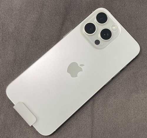 iPhone 15 Pro Max, 256 ГБ