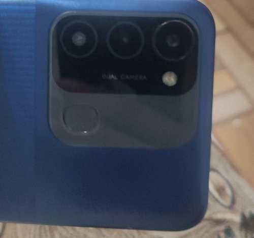 Телефон Tecno Spark Go