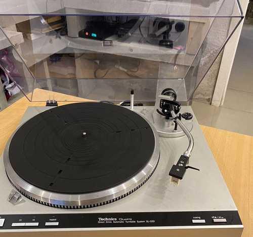 Проигрыватель винила Technics SL-Q33