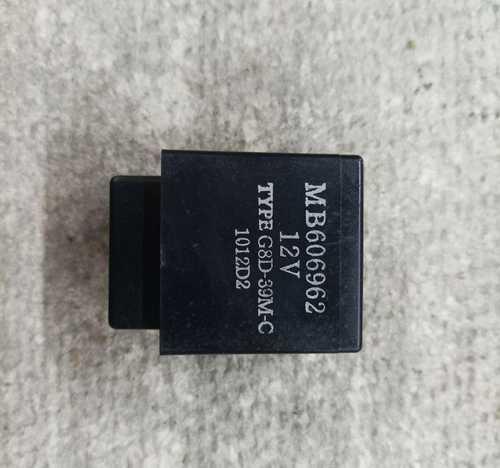 Реле Mitsubishi MB606962