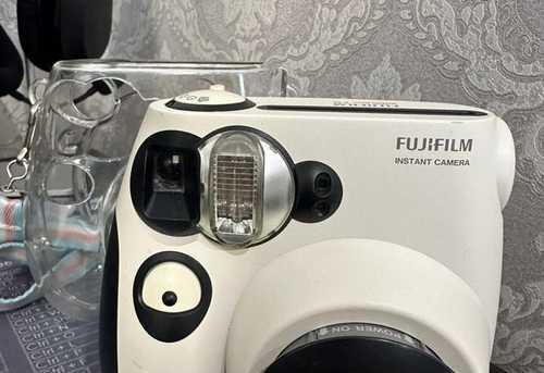 Плёночный фотоаппарат Fujifilm instax mini 7s