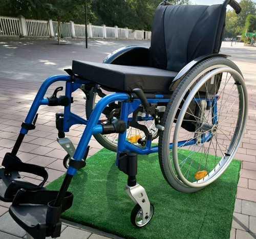 Коляска инвалидная Invacare Action 5