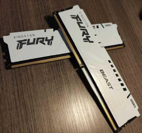 Оперативная память DDR5 16 gb (8x2) Kingston fury