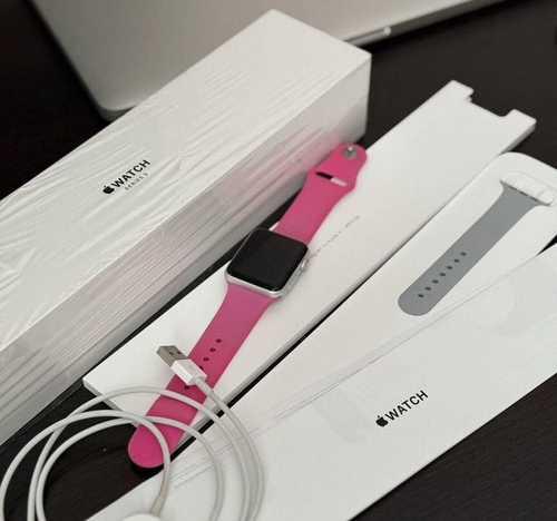 Часы apple watch series 3 42 mm