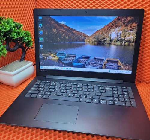 Мощный Lenovo Ryzen 3/Vega 3/8gb/SSD256gb