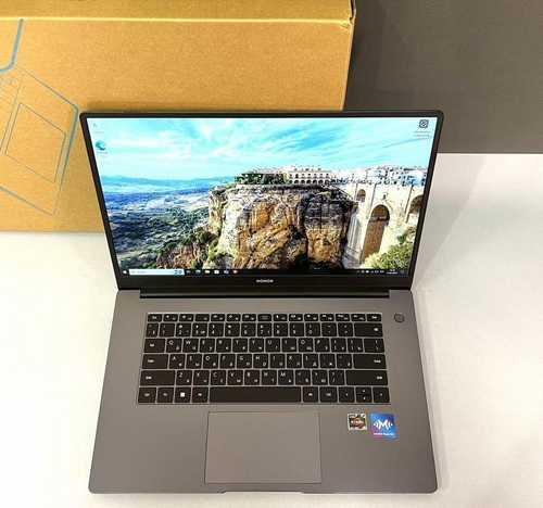 Новый honor MagicBook 15 Ryzen 5 5500U 16GB 512GB