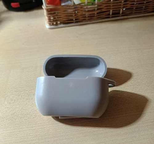 Чехол на airpods pro