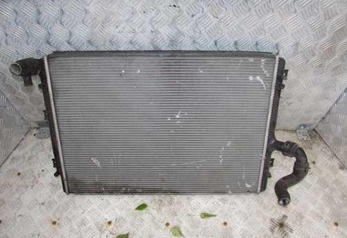 Радиатор охлаждения volkswagen Passat B6 2.0T