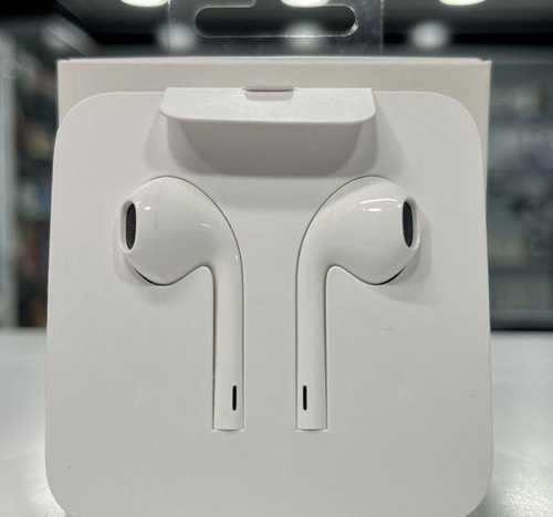 Наушники Apple EarPods с разъемом Lightning