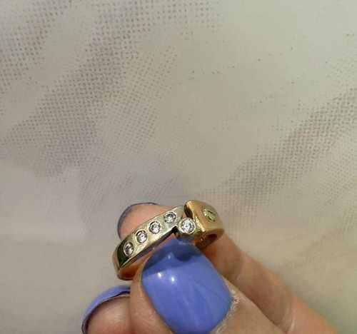 Кольцо с бриллиантами