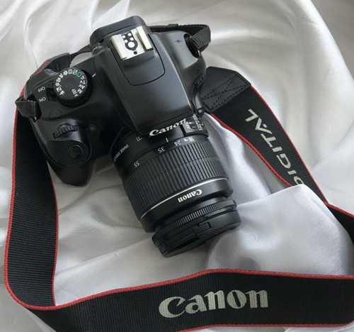 Зеркальный фотоаппарат Canon eos 1100d объектив