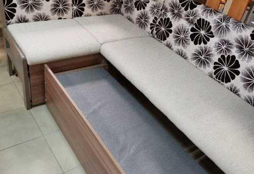Кухонный угловой диван со спальным местом Этюд