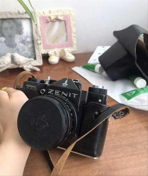 Плёночный фотоаппарат zenit