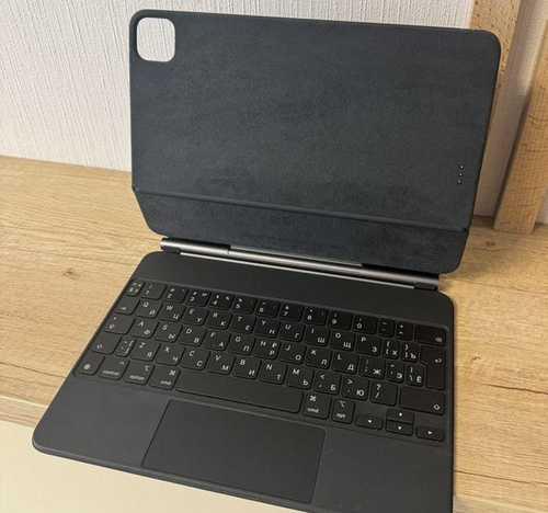 Apple Magic Keyboard для iPad Pro 11 mxqt2