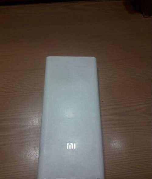 Пауэрбанк Xiaomi Mi 20000