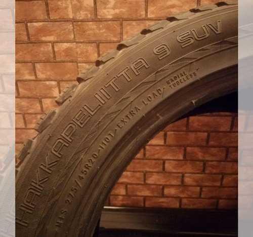 Nokian Tyres Hakkapeliitta 9 SUV 275/45 R20