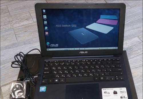 Нетбук asus E202S