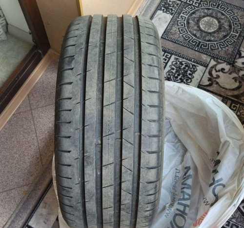 Nokian Tyres Hakka Black 2 235/45 R18