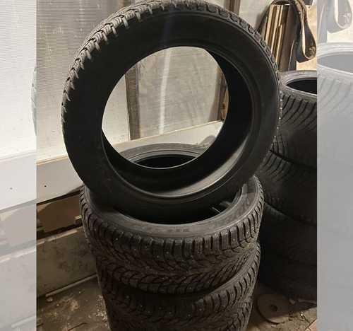 Nokian Tyres Hakkapeliitta 9 SUV 285/45 R22 114M