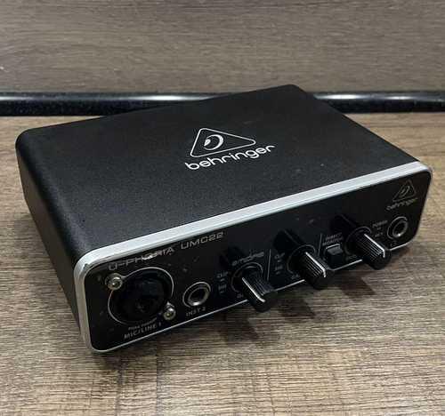 Внешняя звуковая карта behringer