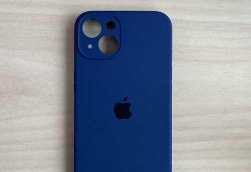 Силиконовый чехол на iPhone 13 темно-синий