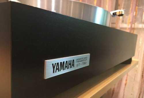 Yamaha GT-750 Виниловый проигрыватель Yamaha