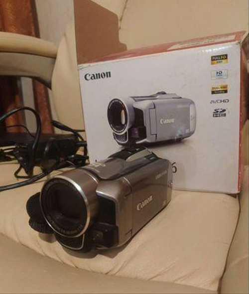 Видеокамера Canon legria HF R106