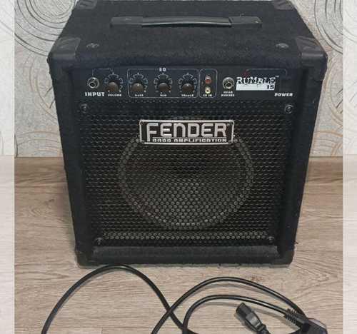 Басовый усилитель Fender Rumble 15