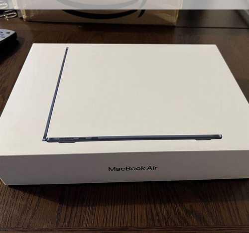 Macbook air 13 m3 16 256 midnight