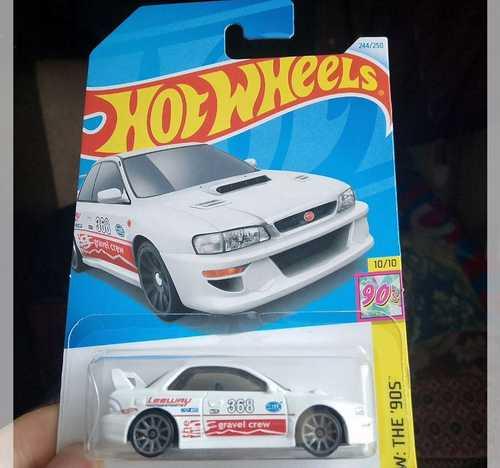 Hot wheels '98 Subaru Impreza 22B