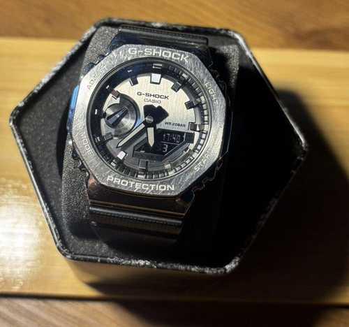 Мужские наручные часы Casio G-Shock GM-2100