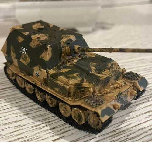 Модель танка Ferdinant 1/72