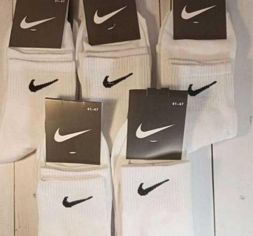 Высокие носки nike белые