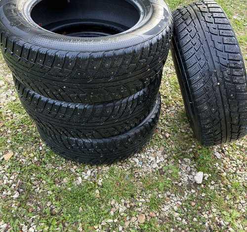 Kumho I'Zen RV Stud KC16 225/65 R17