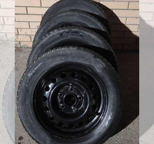 Nokian Tyres Hakkapeliitta 7 185/65 R15