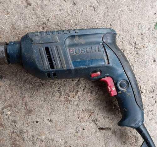 Дрель ударная bosch