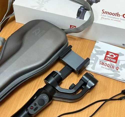 Трехосевой электронный стабилизатор Zhiyun Smooth