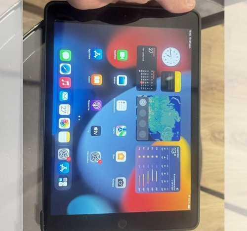 Планшет iPad 8 поколение 32 gb