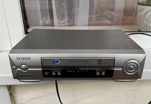 Видеомагнитофон samsung svr-145 + 6 кассет VHS