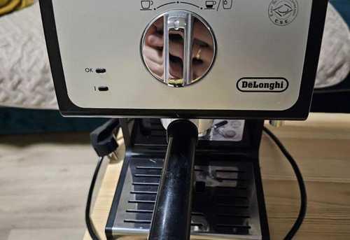 Кофеварка рожковая DeLonghi ECP31.21