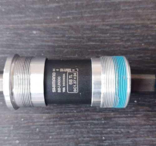 Каретка shimano BB UN300 68x110 с болтами