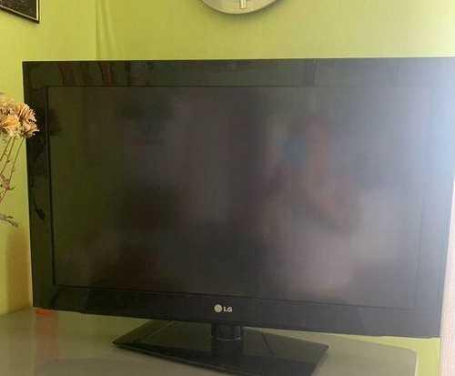 Full HD ЖК телевизор LG 32LD555