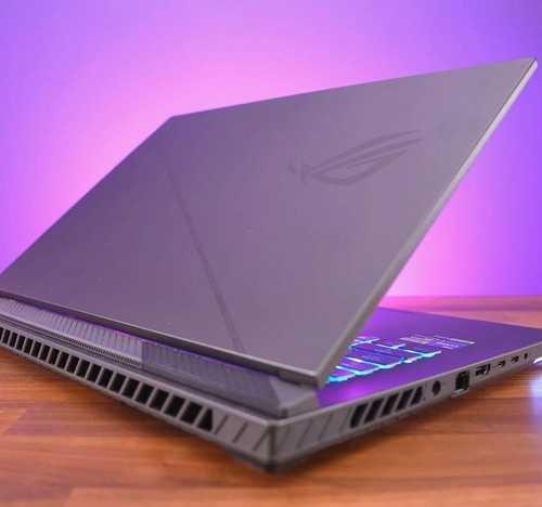 Asus Strix G16 RTX 4060 / i5-13450HX / 2K 165 Hz