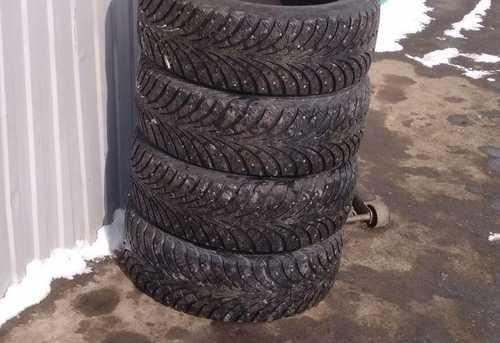 Goodyear UltraGrip Extreme 205/55 R16