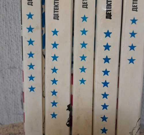 Книги (детектив США)