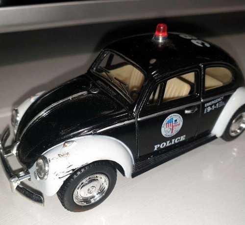 Модель автомобиля Volkswagen Beatle жук police