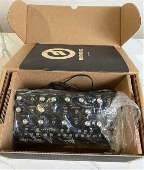 Moog mother 32